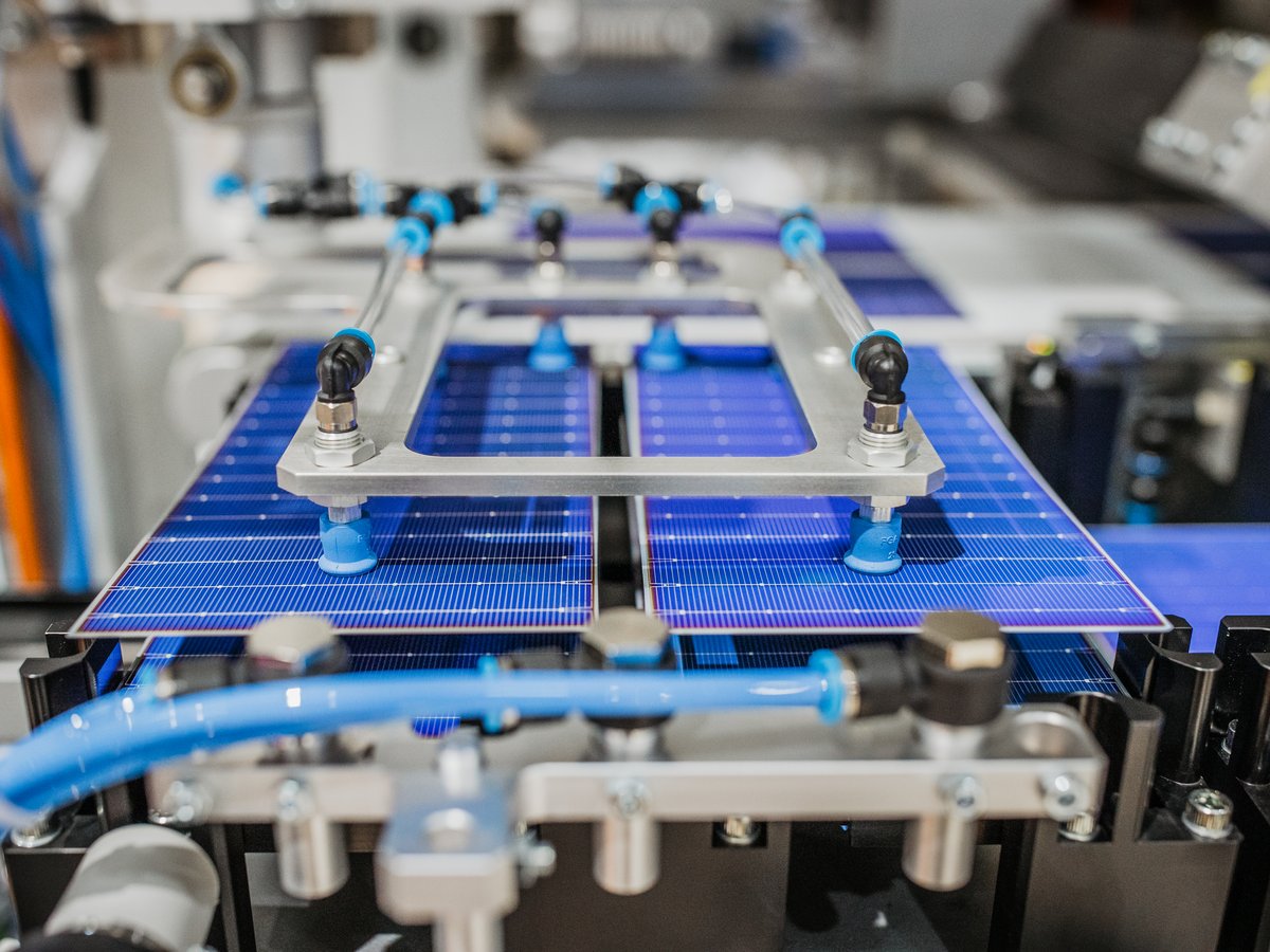 Solar TT STRINGER Systems | BBS Automation